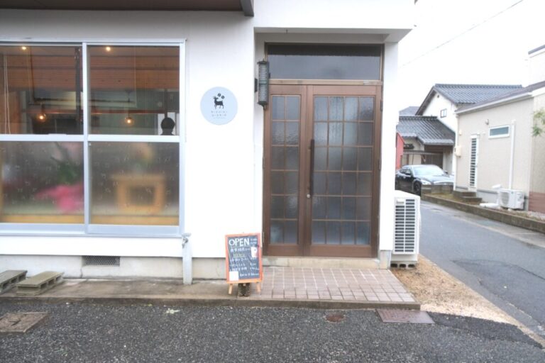 【開店】[Re’ee Coffee Roasters]2024年1月23日オープン！フリーWi-Fi完備の自家焙煎コーヒーショップ｜倉吉市 | とっとりずむ